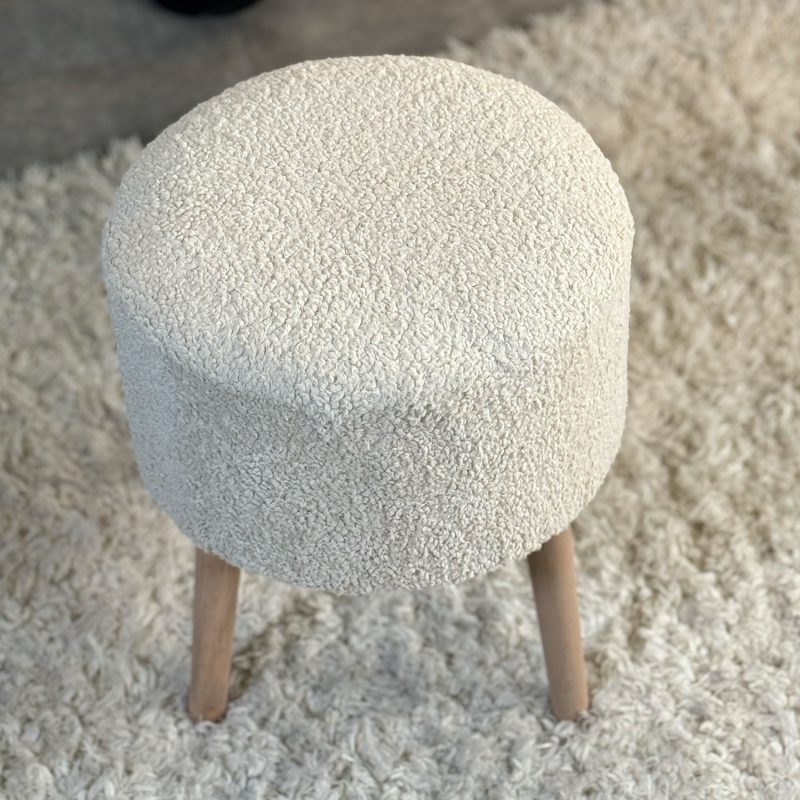 Puf Peluş Sandalye 4 Ayaklı Puf Koltuk 5513 - Weblonya